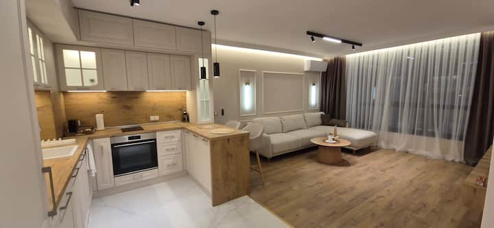 Lux Living Apartment - Plovdiv
