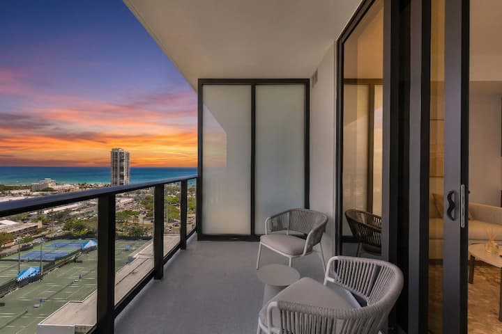 North Beach Gem: Pool | Private Beach Access - Miami Beach, FL