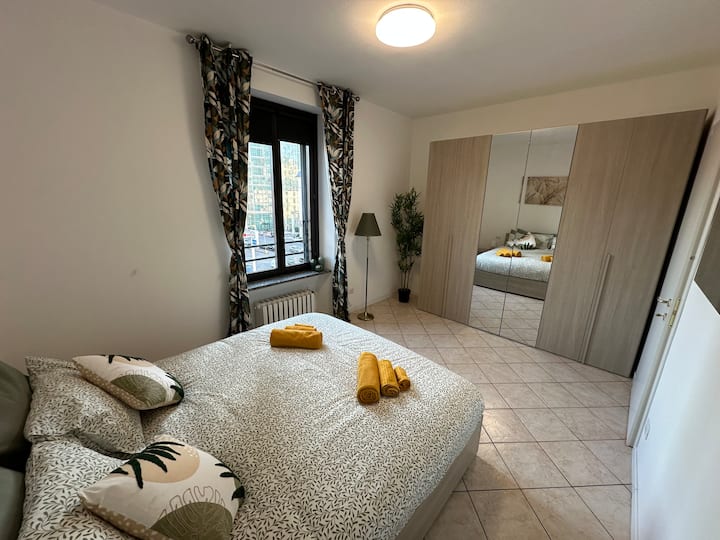 Skyjoy: 3rd Floor, Close To Central Station, Milan - Italy