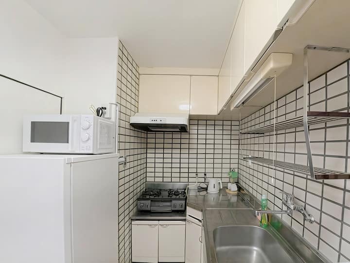 3 Metro Line/3 Mins Walk/ Double Bed, Sleeps2 - Osaka, Japan