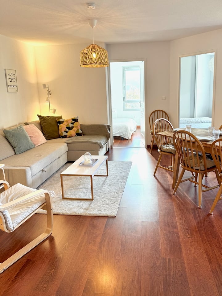 Appartement 6/8 Personnes, Résidence Avec Piscine - Ax-les-Thermes