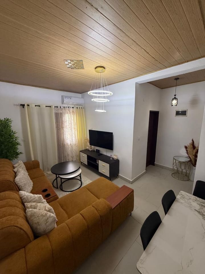 Appartement Meublé T2 Chic Neuf - Cameroon