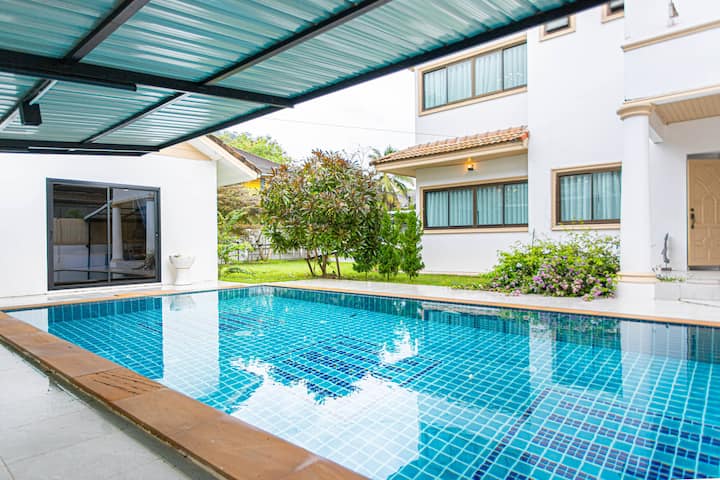 Chalong V Pool Villa - Phuket