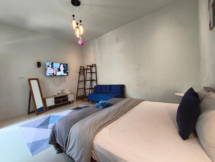 Villa B Near Epicentrum Mall | Bathup & Pool - Mataram