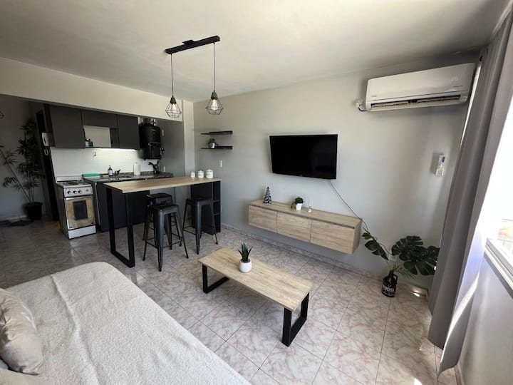 Mendoza Centro. Departamento Céntrico En Mendoza. - Mendoza