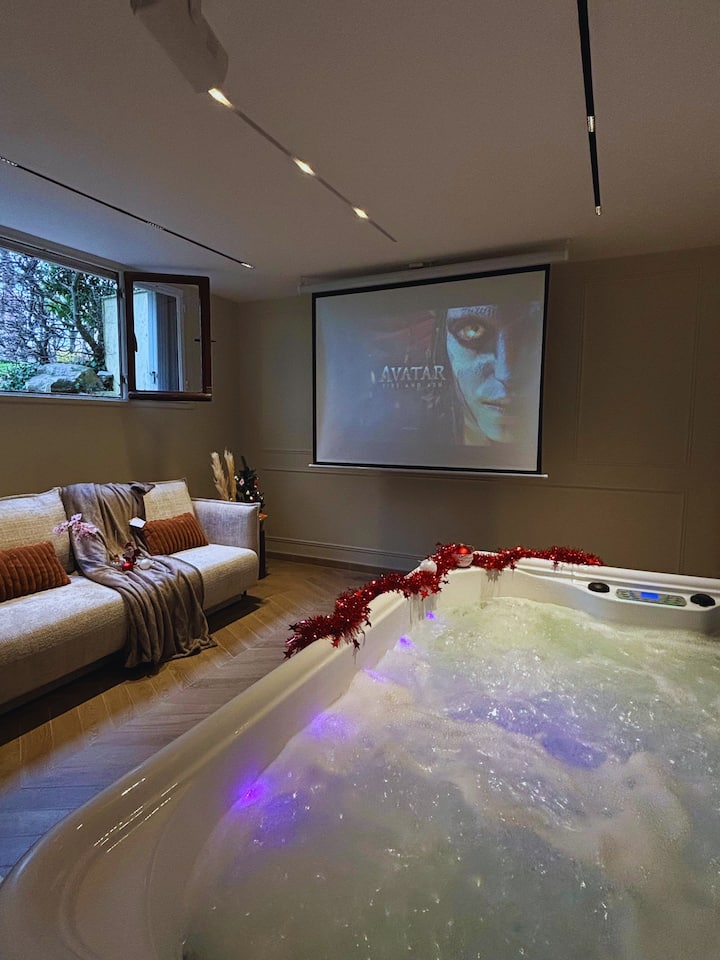 Jacuzzi Romantique, Home Cinéma Et Pièce Secrète - Livry-Gargan
