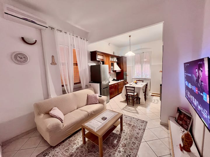 Cozy Apartment In Sestri Ponente - Genoa