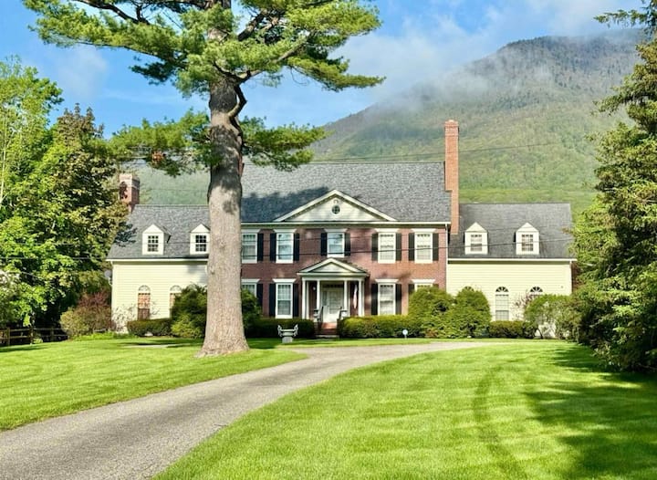 New Listing: Stunning Main Street Estate - Manchester, VT