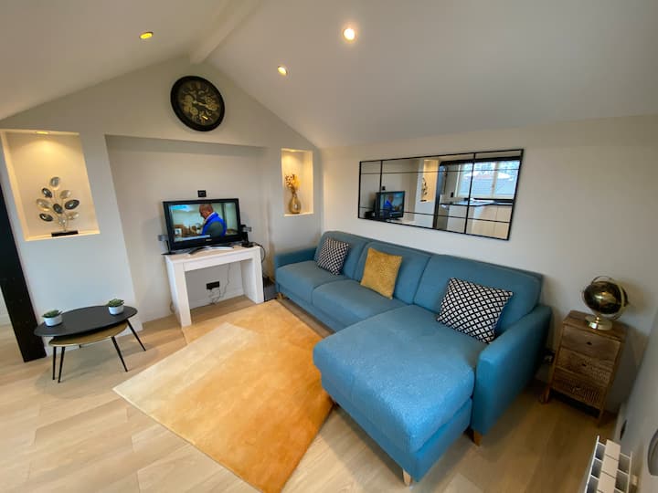 Apparemment Proche Paris - Issy-les-Moulineaux