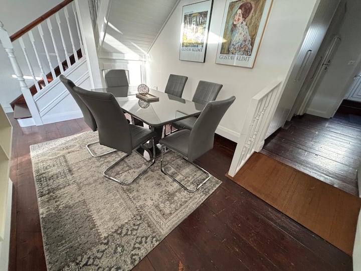 Cas Old Mill Lane, Charles Street, Listowel - Listowel, Ireland