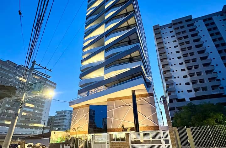 Ar-condicionado+quartos+piscina+sala De Massagem - Praia Grande