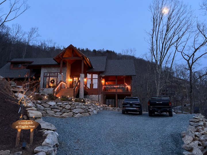 Brand-new Luxe Creekside Cabin W Hot Tub, Fire Pit - Beech Mountain, NC
