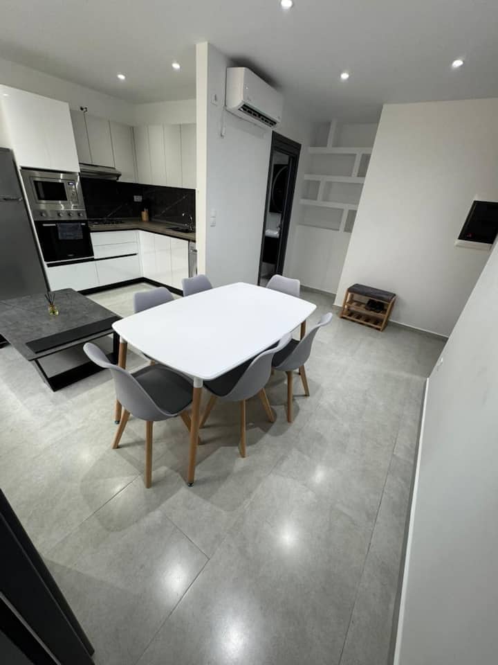 " Le Loft " - Superbe F2 Dans Une Résidence Privée - Algeri