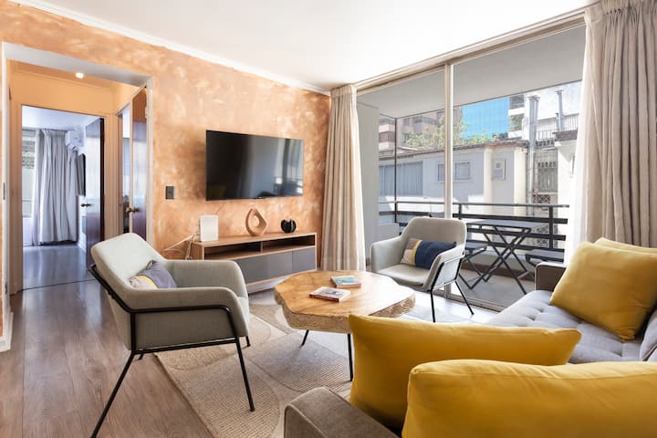 Acogedor Dpto. Barrio El Golf • Costanera Center - Santiago