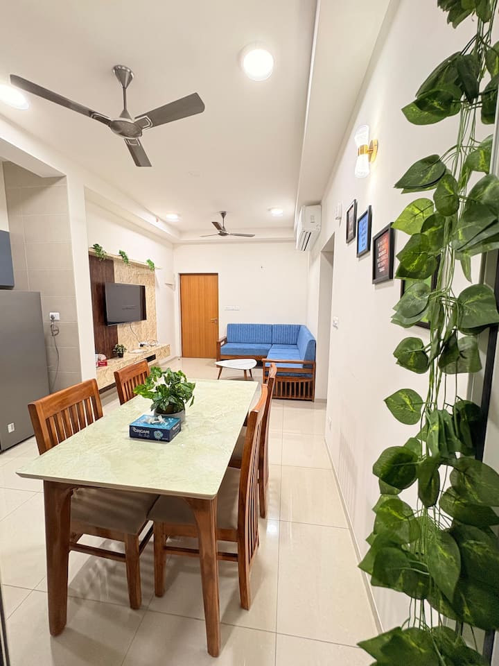 Smart Stay Premium Heights 2bhk Gift City 32nd Flo - Gandhinagar