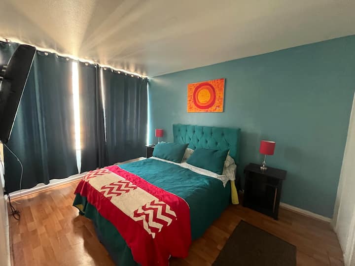 Bonito 1 Dor. Hasta 4 Pers. Pasos Metro Sta. Lucia - Recoleta, Chile