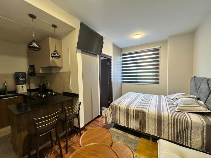 Mono Ambiente, Cómodo Y Céntrico - Bolivia