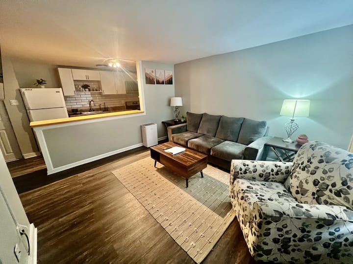 Cozy Corner Retreat - Chesterfield, VA