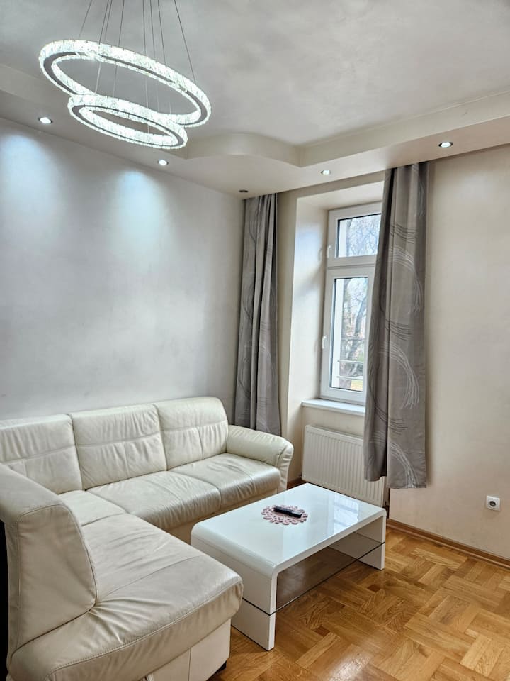 Von Schönbrunn 3 Min 
Apartment Zentral Gelegen - Wien