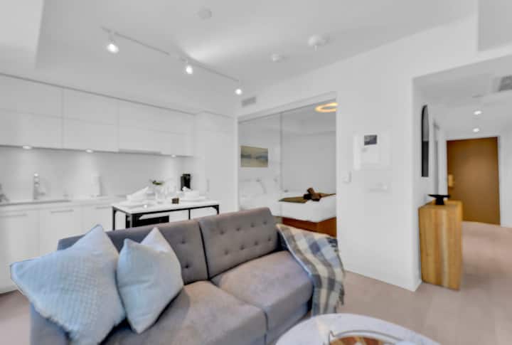 Rentx|yorkville 1-bed Suite - Wifi/pool/gym - Toronto
