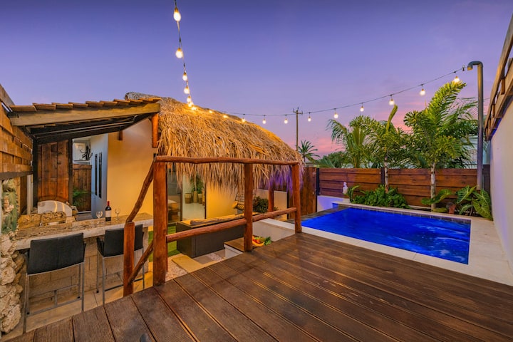 1br Beach Hut| Private Pool & Mins To Palm Beach - Aruba