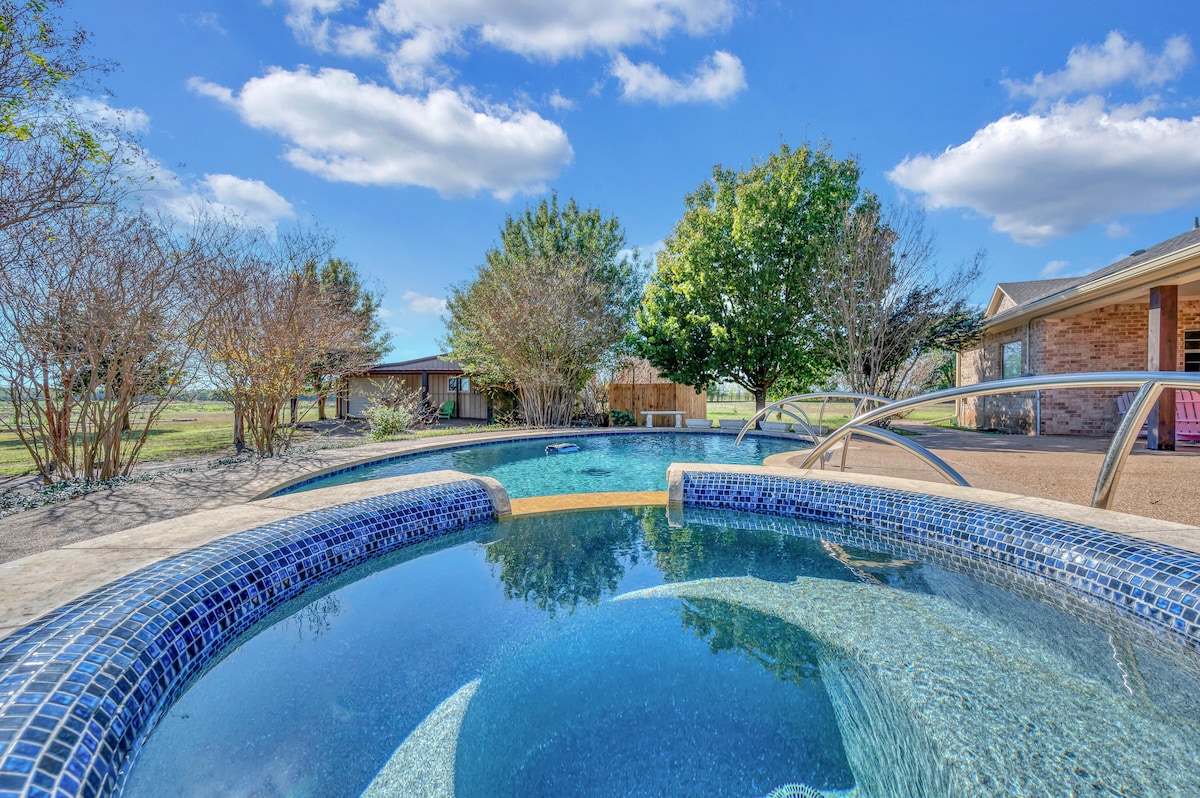 Der Getaway Hideaway Pool & Spa - Häuser zur Miete in McGregor, Texas ...