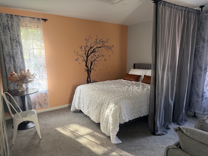 Private Studio | Furnished | Quiet - Westchase - Houston