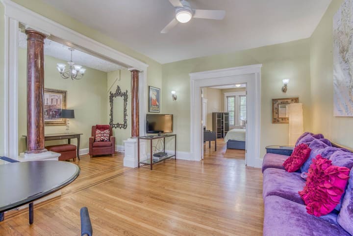 Bright 1 Bedroom Near Jhu/charles Village - Baltimore, MD