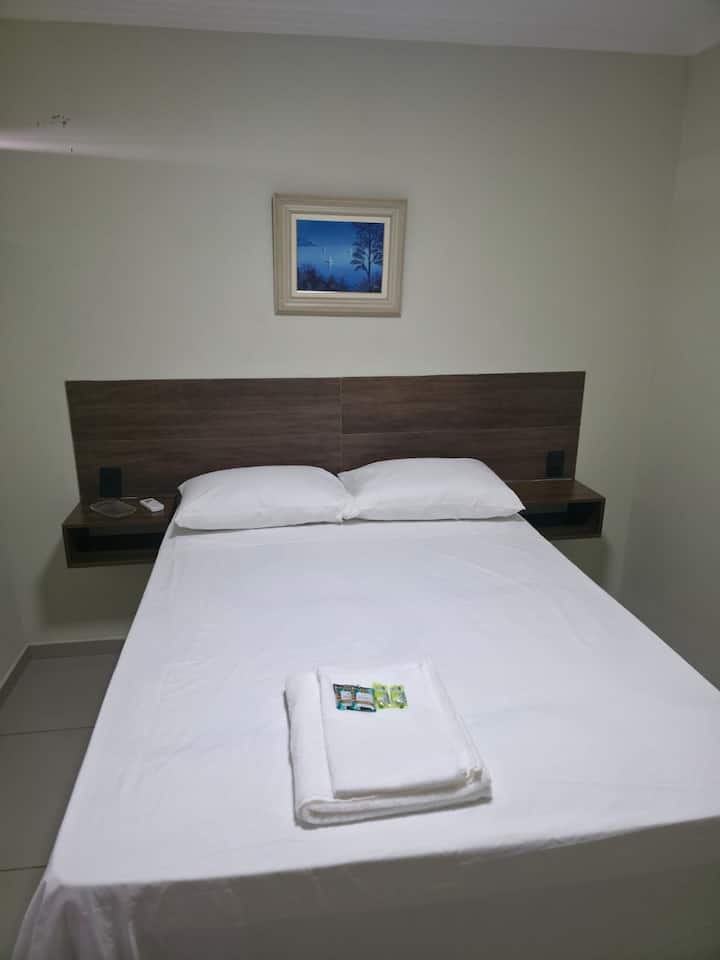 Pousada Alvorada - Quartos Com Ar Condicionado - Araras