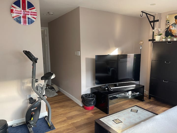 One Bedroom Flat In London
Heathrow 20 Mins Drive - 하예스