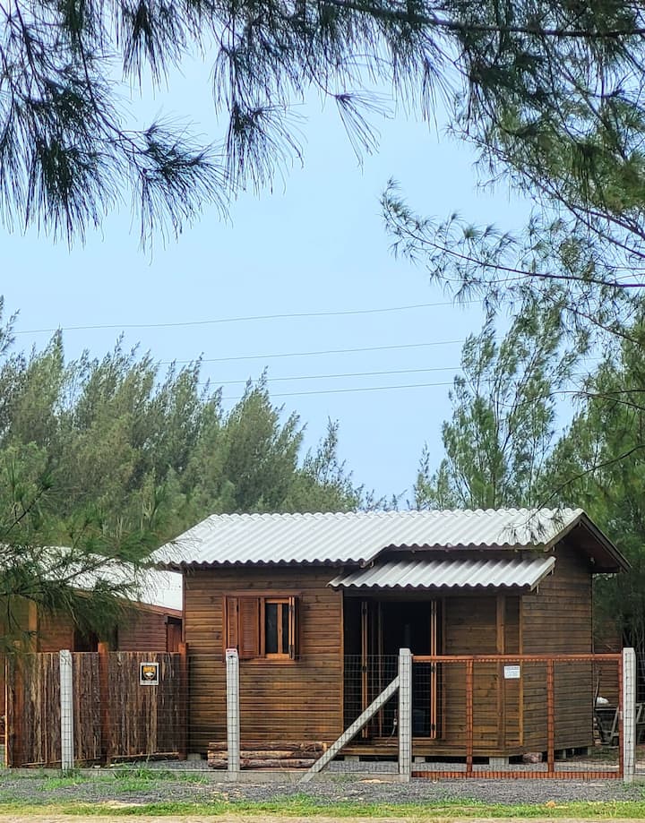 Casa Na Praia Beira-mar/ 1 Cama Casal + Sofá Cama - Arroio do Sal