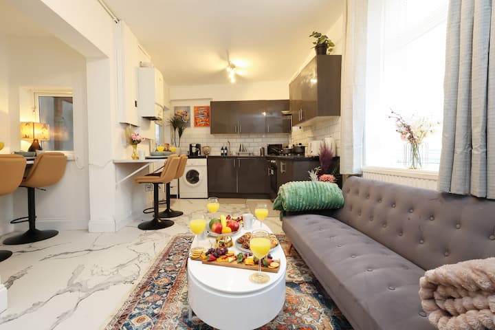 5-bed, 2-bath Modern City Centre Home Free Parking - Cardiff