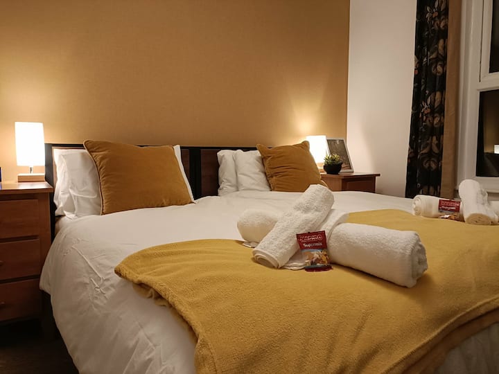 Willow View • Boutique Streamside Retreat • 3 Bed - Auckland Castle