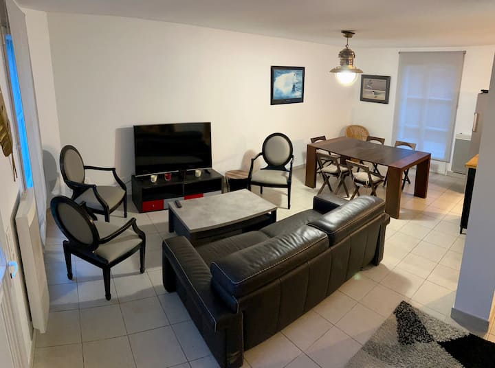 En Plein Centre De L’île - Plage de Locmaria