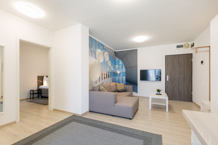 Modern 1 Bdr Penthouse With Rooftop Terrace-ac - Budapest