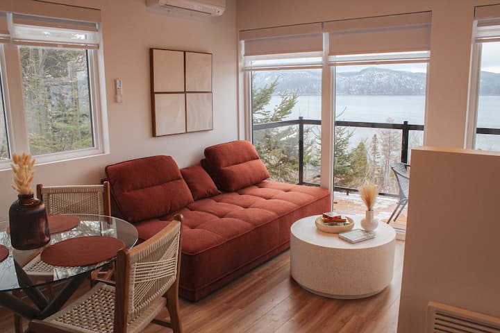Le Pittoresque, Vue 180° Sur Le Fjord - Saguenay