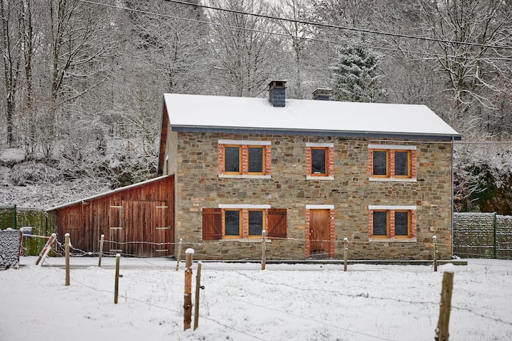Charmante Petite Maison Rustique - Houffalize