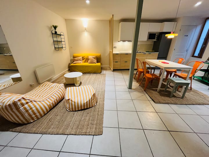 Maison De Village Design & Colorée – Proche Plage - Sérignan