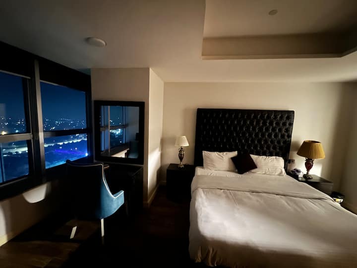 Luxury 3 Bhk Flat/apartment In Centaurus Mall Isb - Pakistan