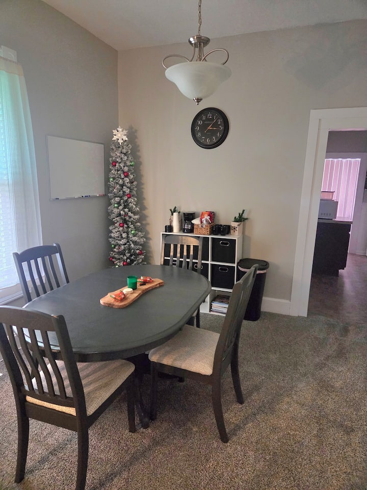 Quiet House Near The Historic Havelock Area! - Lincoln, NE