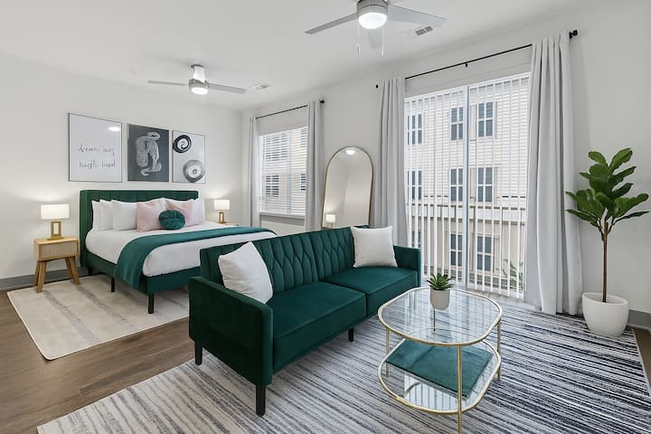 The Atelier, Rooftop Pool, Gym, Business Center - Georgetown, TX