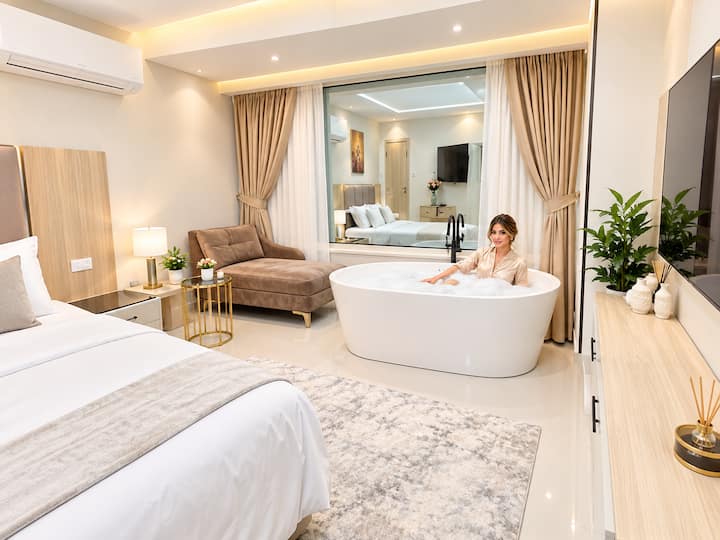 First Site Of Pyramids View King-bed & Jacuzzi - Egypt