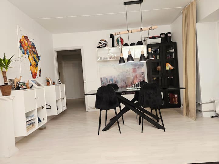 Centrum 6 Min • Metro 150m • Parkering • Wifi - Köpenhamn