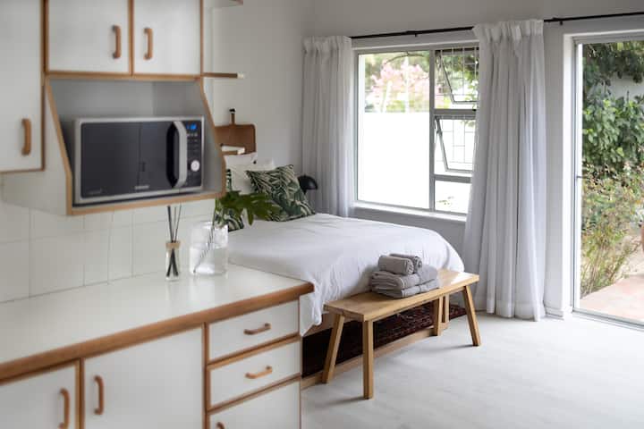 Private Garden Flat In Die Boord | Secure Parking - Stellenbosch