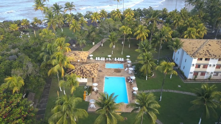 Apartamento No Condomínio Em Frente Ao Mar - Ilhéus