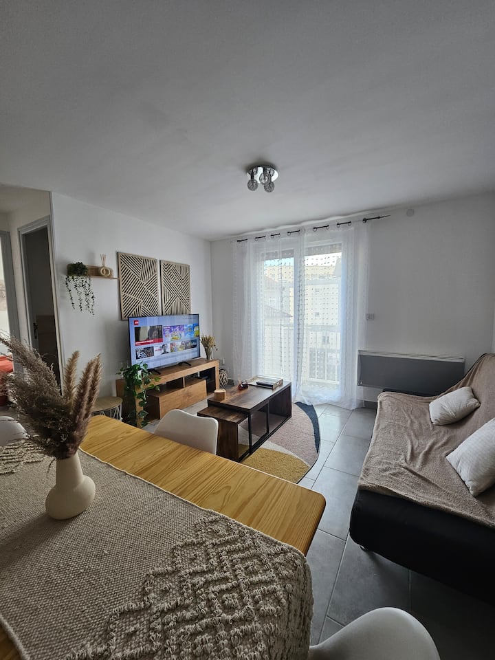 Appartement Centre Ville - Alès