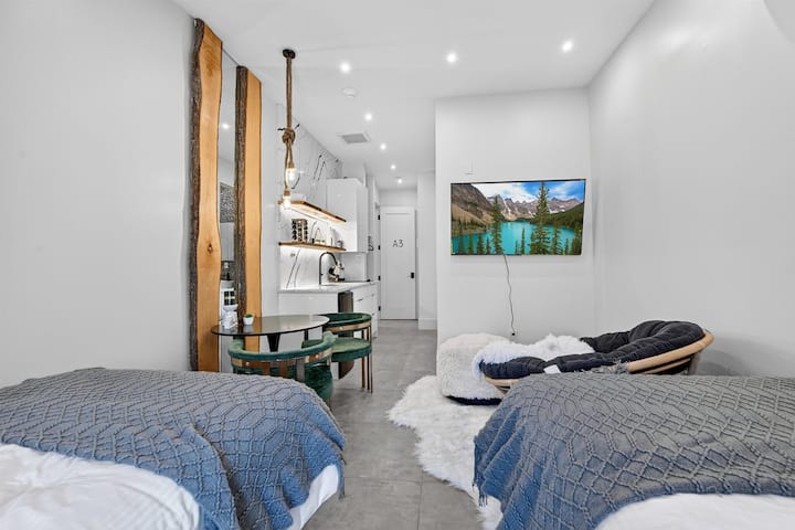 Calm Boutique Lake Studio | Fast Wifi & Great Wfh - Washingtonville, NY
