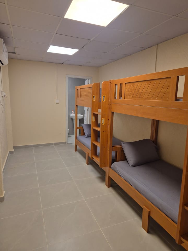 Bed In 4 Bed Girls Dorm In Villa Near Dxb Airport - United Arab Emirates