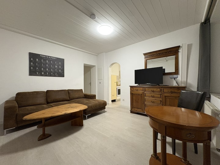 Monteurwohnung Krefeld | Wohnzimmer | 4 Pers. - Krefeld