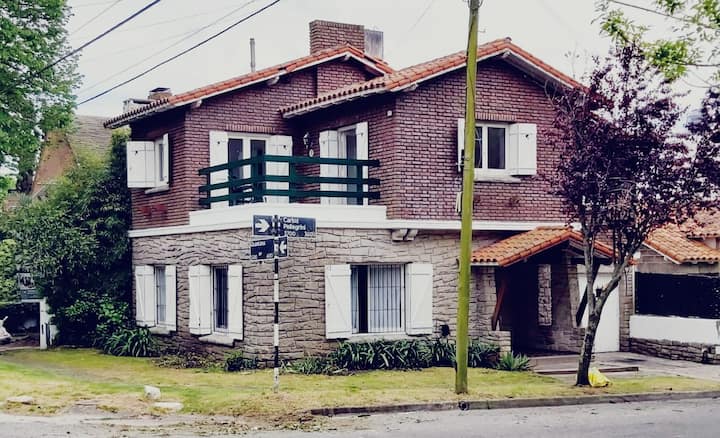 Hermosa Casa En El Corazón De Playa Grande! - Mar del Plata